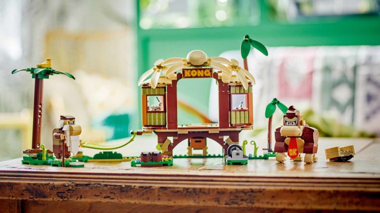 LEGO Donkey Kong is coming to the LEGO Super Mario range | GodisaGeek.com