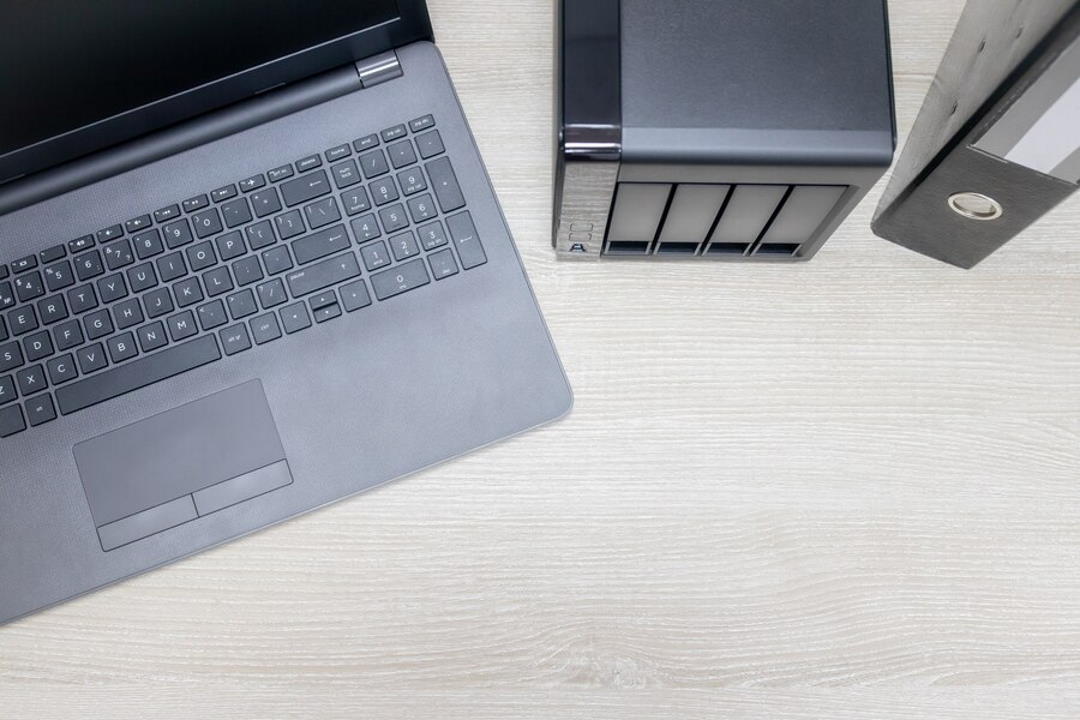 NAS drives vs desktop drives | GodisaGeek.com