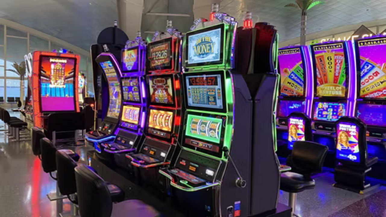 The 5 Best Video Game Themed Slot Machines | GodisaGeek.com